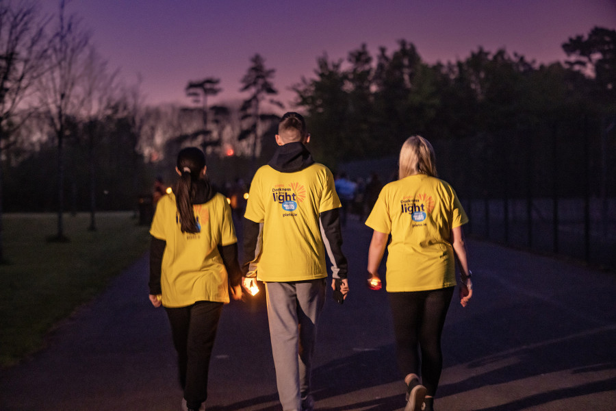 Thousands walk from Darkness into Light as annual sunrise event returns ...